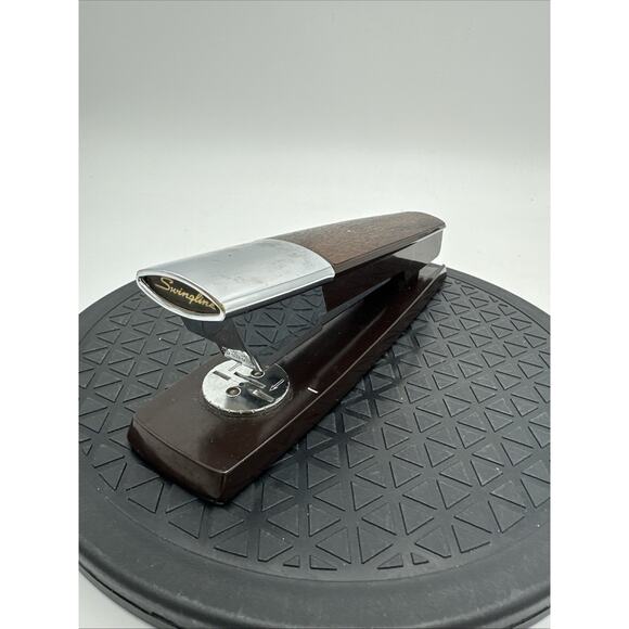 Swingline | Office | Vintage Mcm Swingline 333 Stapler Wood Grain ...